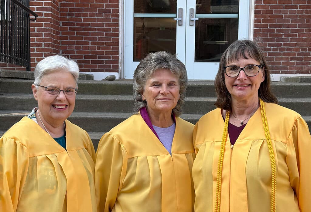 Western Oregon University Class of 1975 Honored at Commencement ...